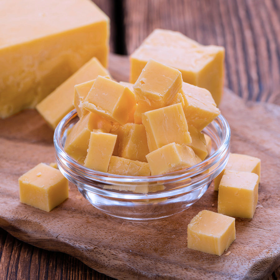 (Certified Organic Grass-Fed Cheddar Cheese Cubes (250g)